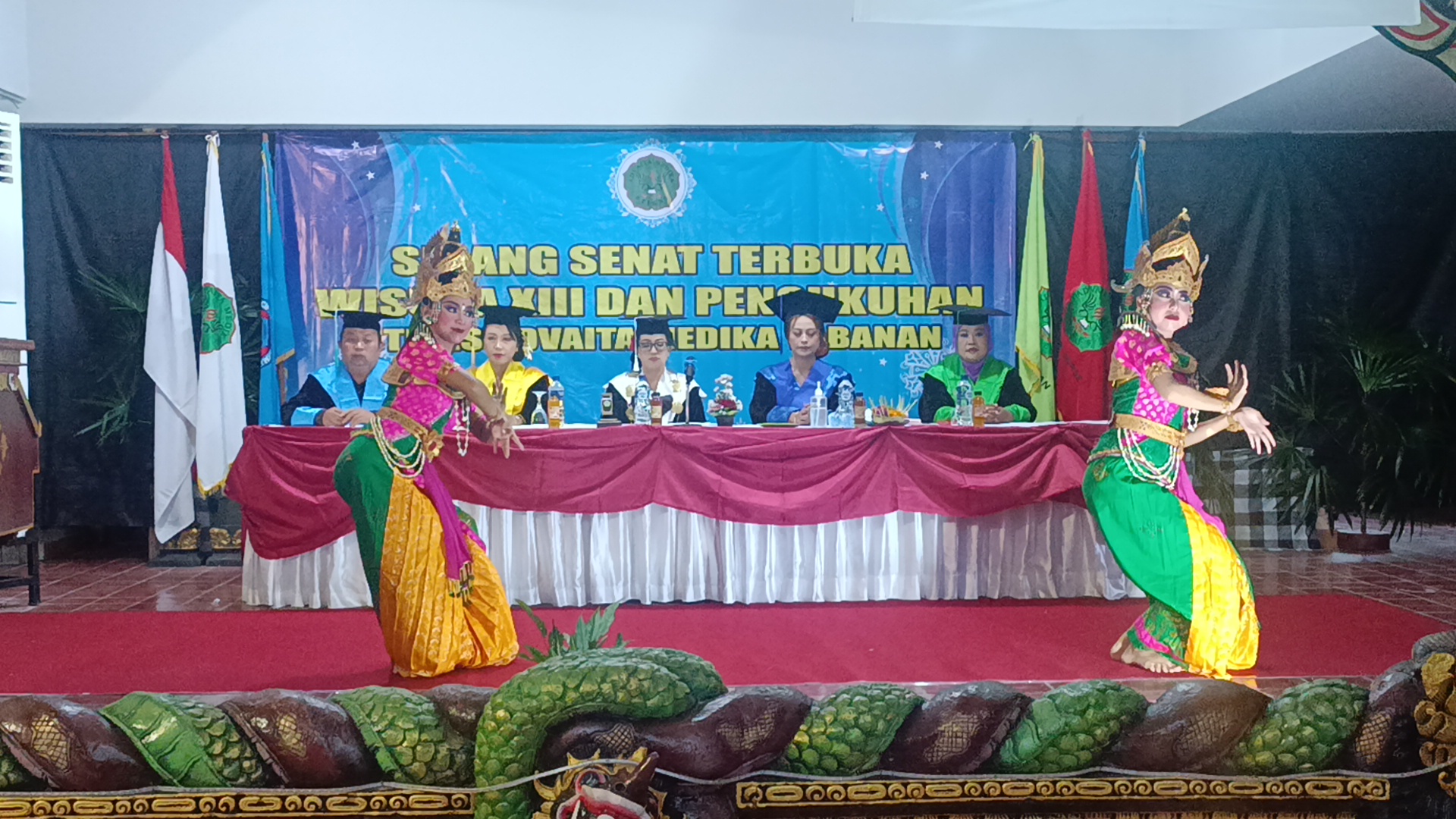 Wisuda XIII STIKES Advaita Medika Tabanan | STIKES Advaita Medika